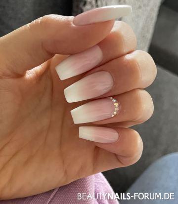 Babyboomer Nagel Ballerina Kurz